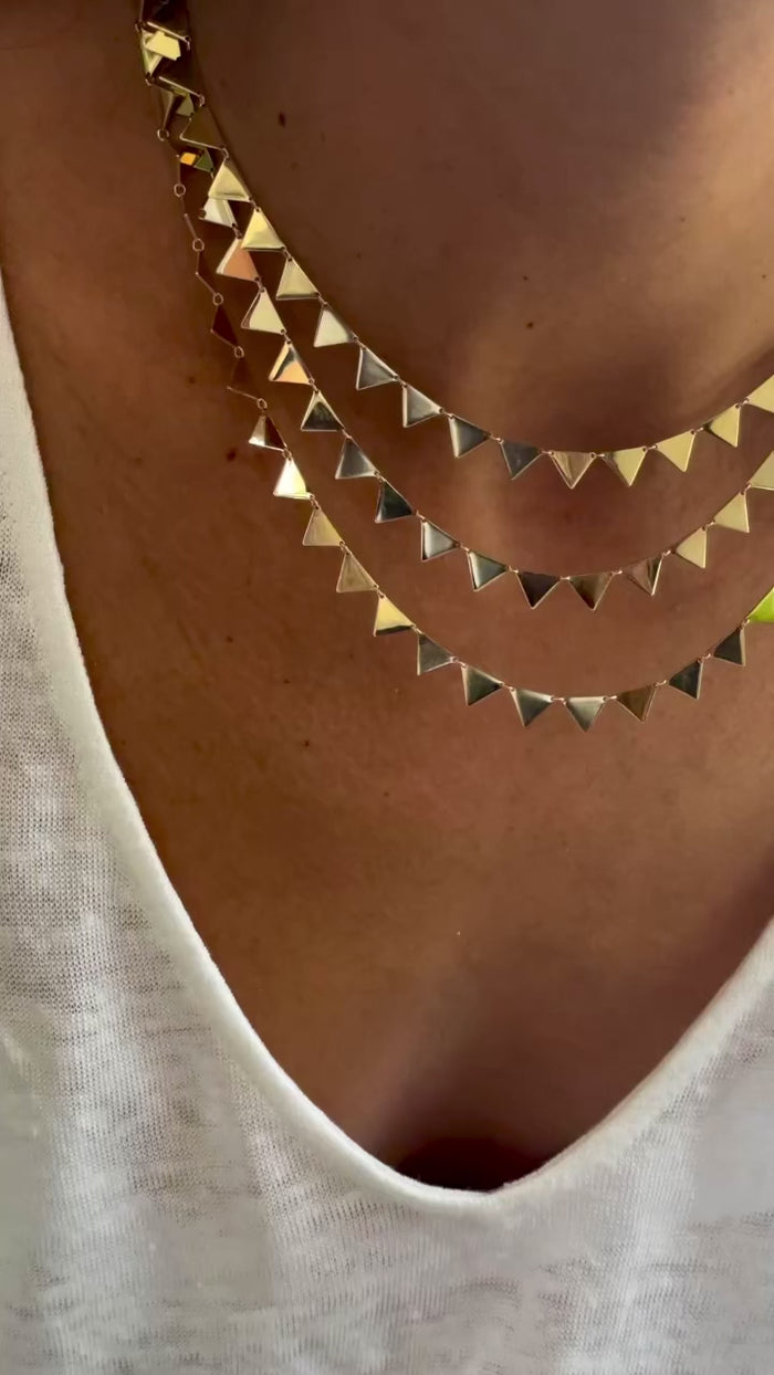 BOHEME RADIANT TRIANGLE GOLD CHAIN